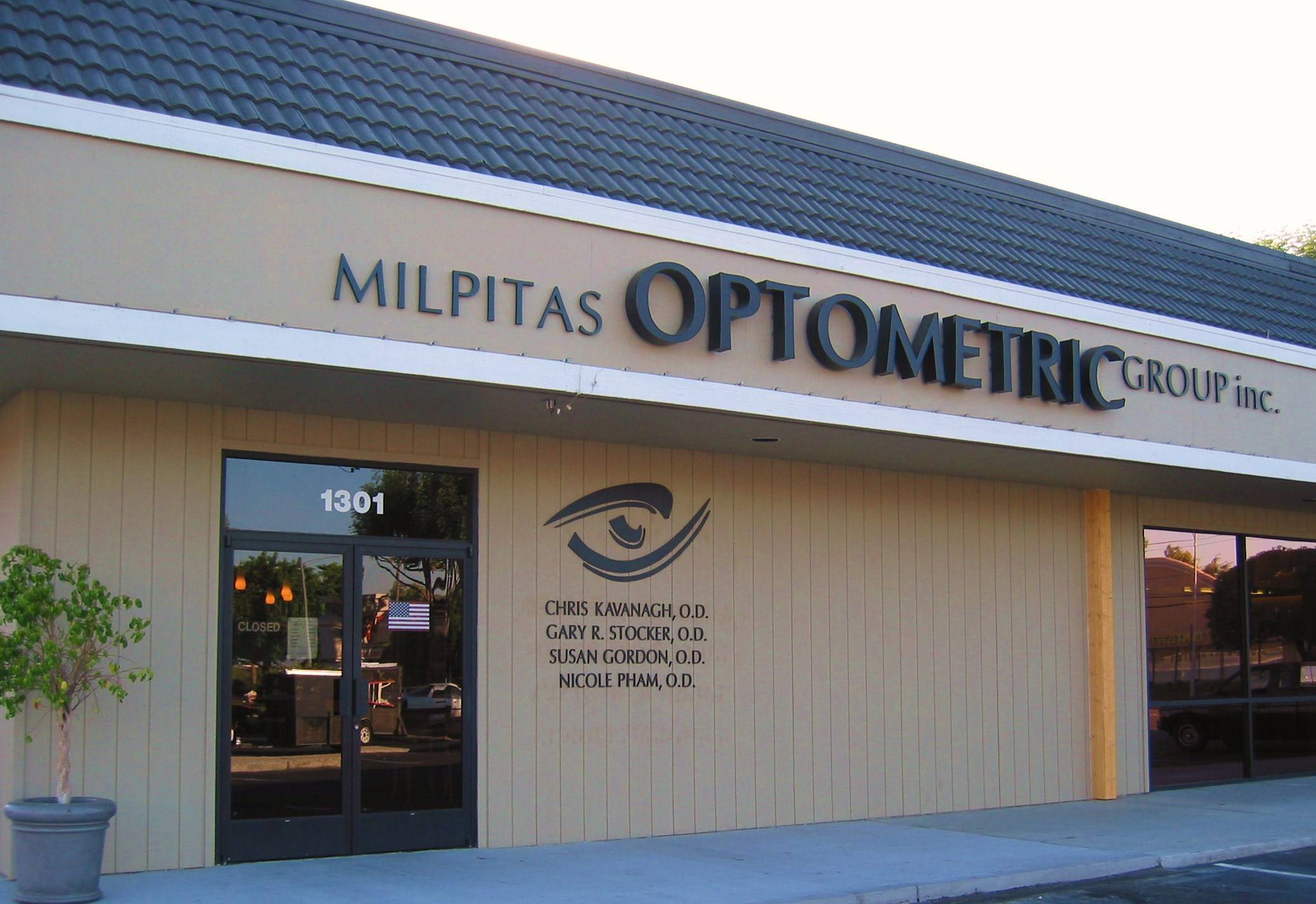 Milpitas Optometric Group Offers Convenient Hours & Location